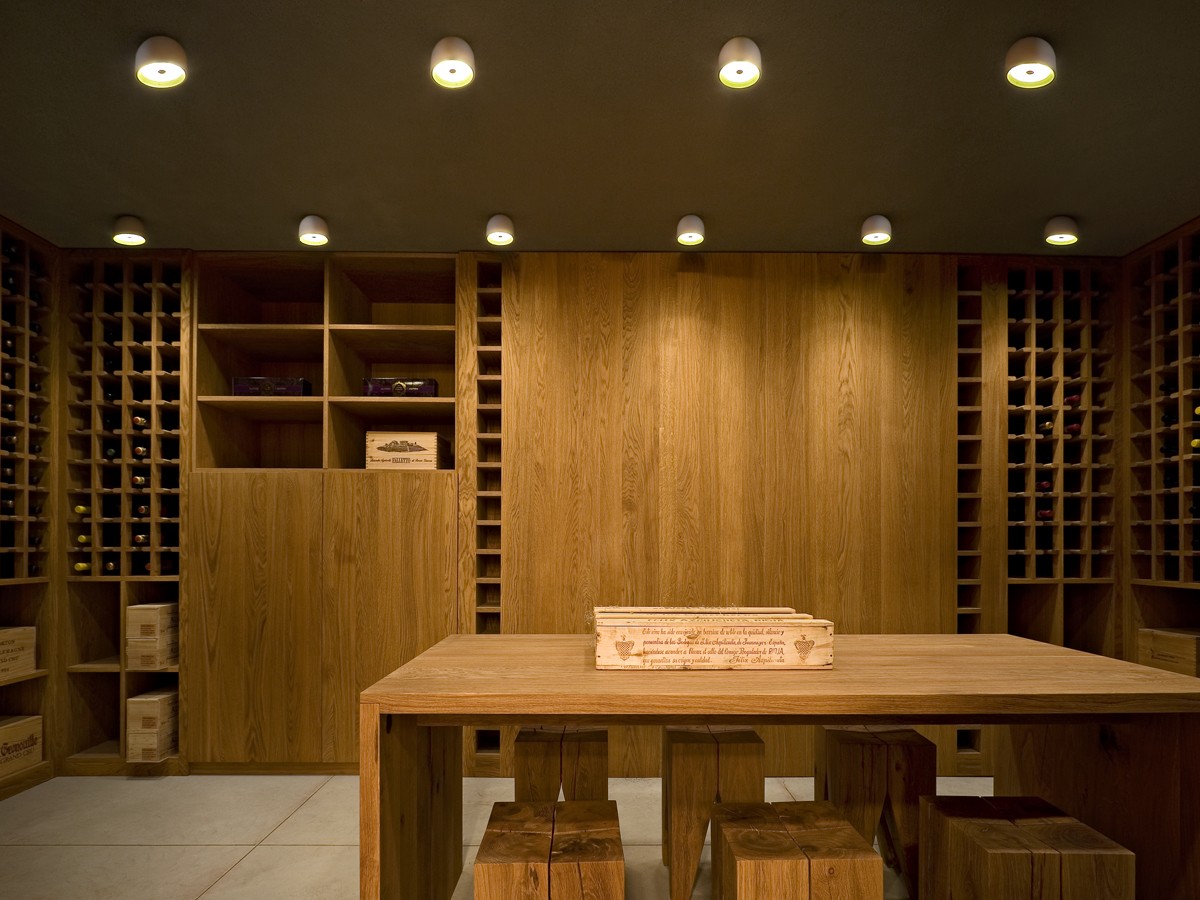 Buy the Flos Wan Wall / Ceiling Light at nest.co.uk