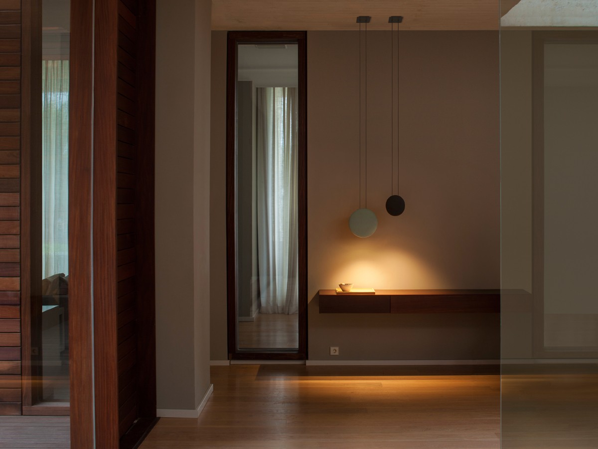 Buy the Vibia Cosmos Pendant Light Chocolate at nest.co.uk