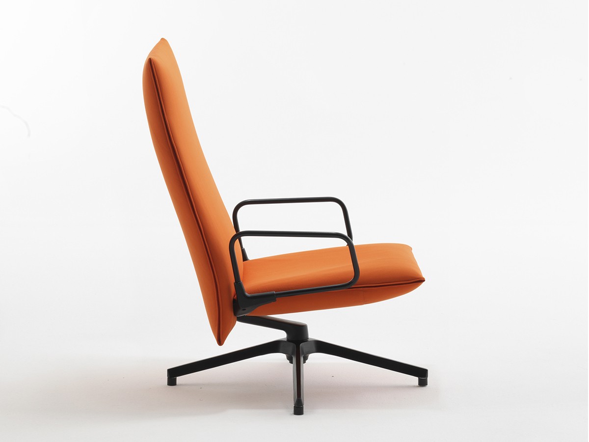 Buy the Knoll Studio Knoll Pilot Chair with High Back at nest.co.uk