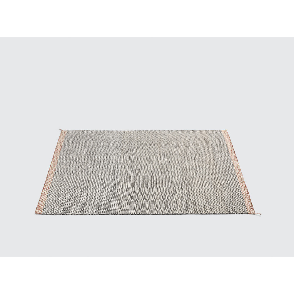 Buy the Muuto Ply Rug Black-White at nest.co.uk