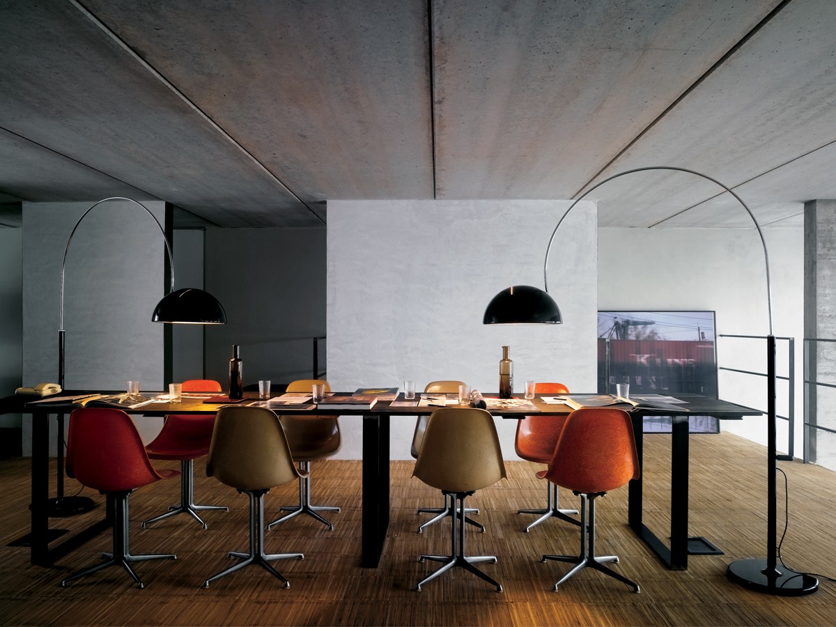 Buy the Oluce Coupe 3320/R Floor Lamp at nest.co.uk