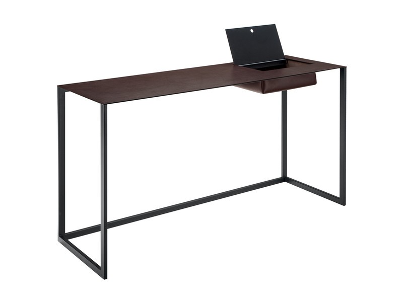 Buy the Ex-Display Zanotta 2730 Calamo Desk at nest.co.uk