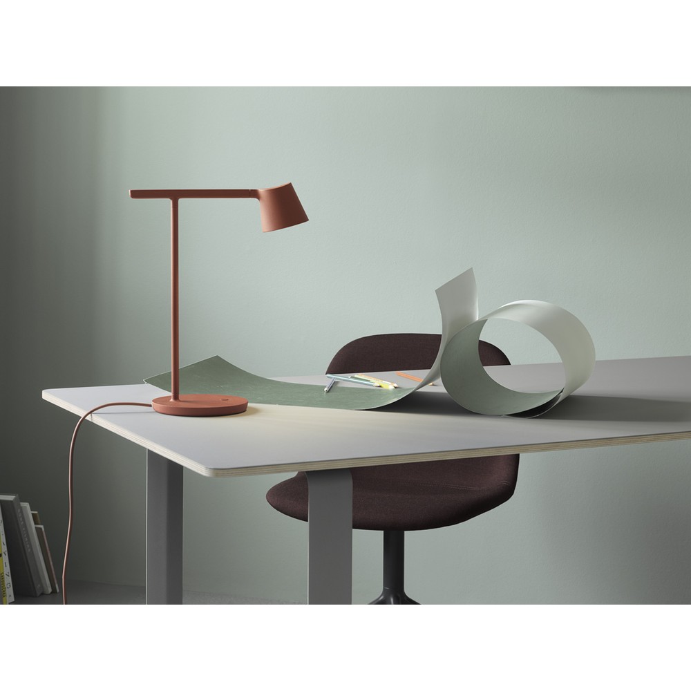 Buy the Muuto Tip Table Lamp at nest.co.uk