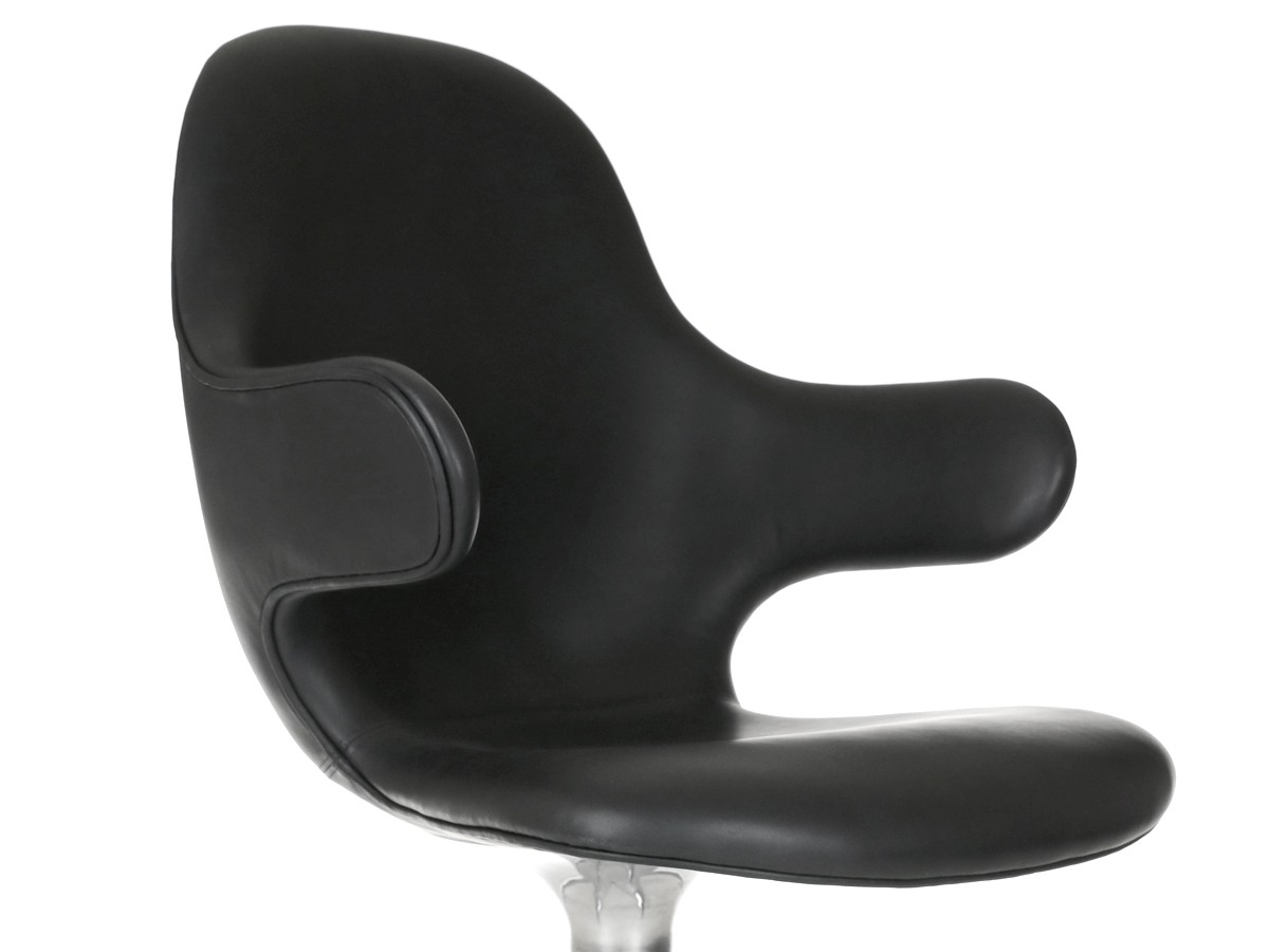 Buy the Ex-Display &Tradition Catch Chair JH2 with Swivel Base at nest ...