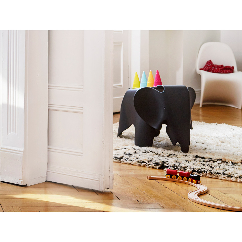 Buy the Vitra Eames Elephant at nest.co.uk
