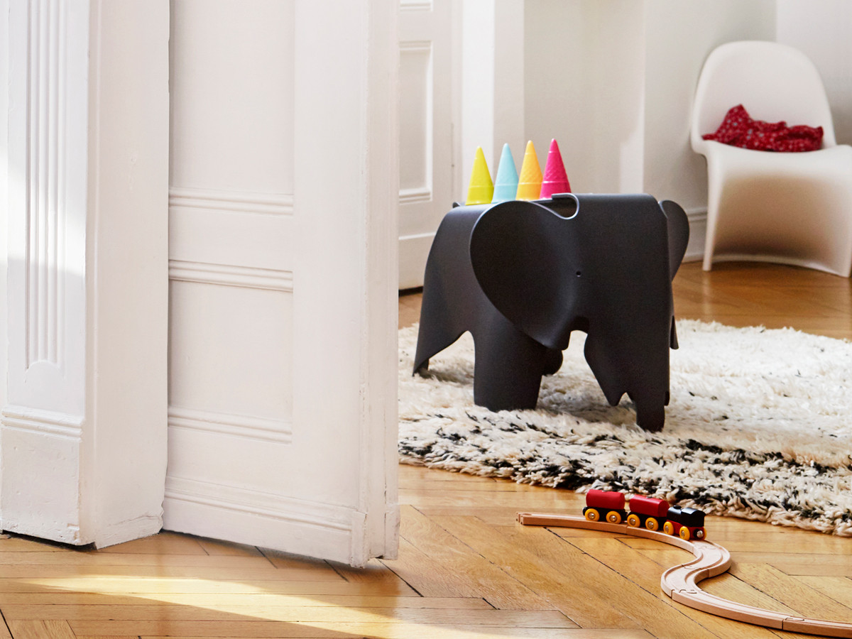 Buy the Vitra Eames Elephant at nest.co.uk