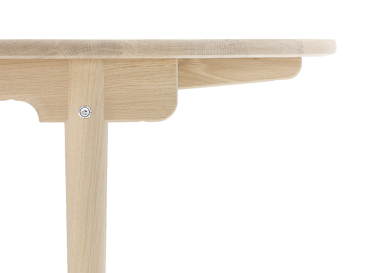 Buy the Carl Hansen & Son CH338 Dining Table at nest.co.uk