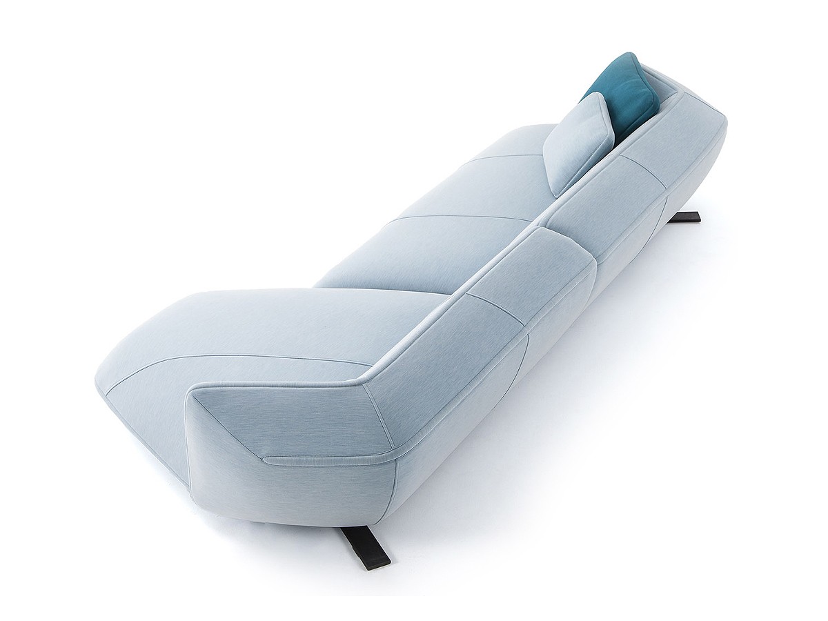 Buy the Cassina 552 Floe Insel Sofa at nest.co.uk