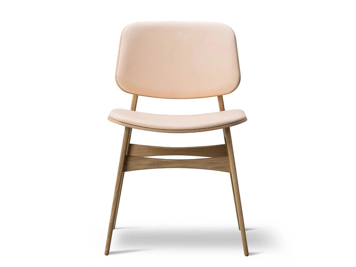 Buy the Fredericia Soborg Chair Front Upholstered with Wood Base in ...