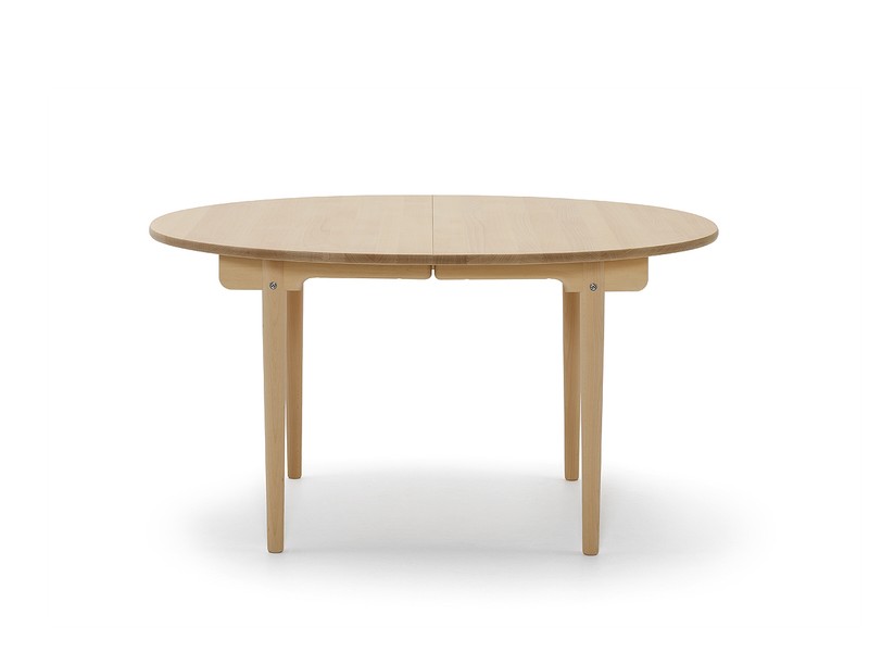Buy the Carl Hansen & Son Carl Hansen CH337 Dining Table at nest.co.uk