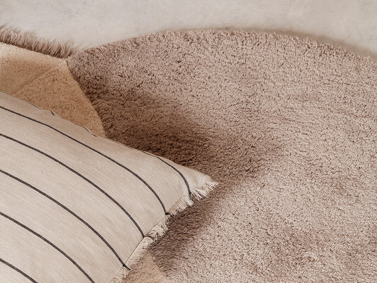 Buy the Ferm Living View Tufted Rug at nest.co.uk