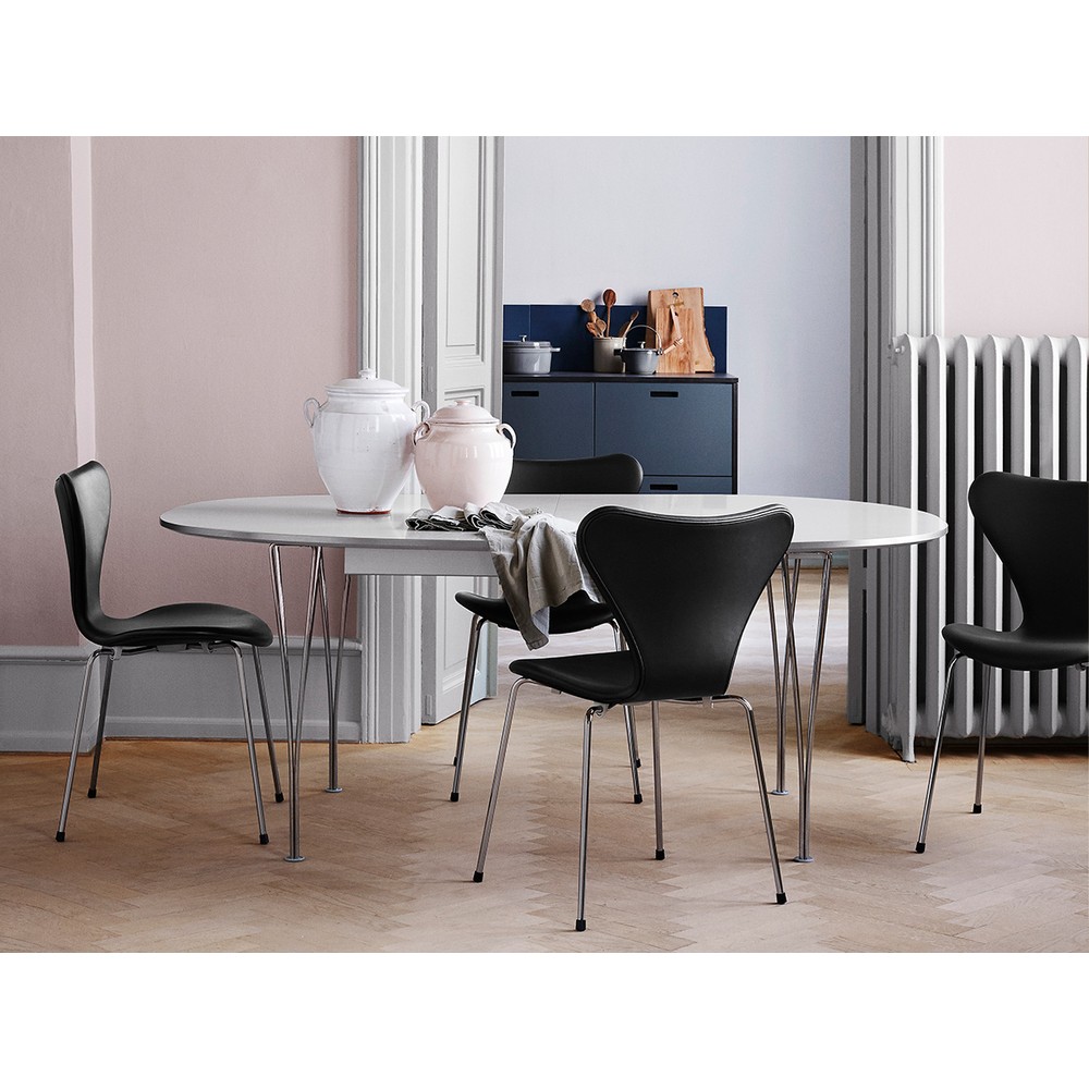 Buy the Fritz Hansen Series 7 Dining Chair - Leather at nest.co.uk