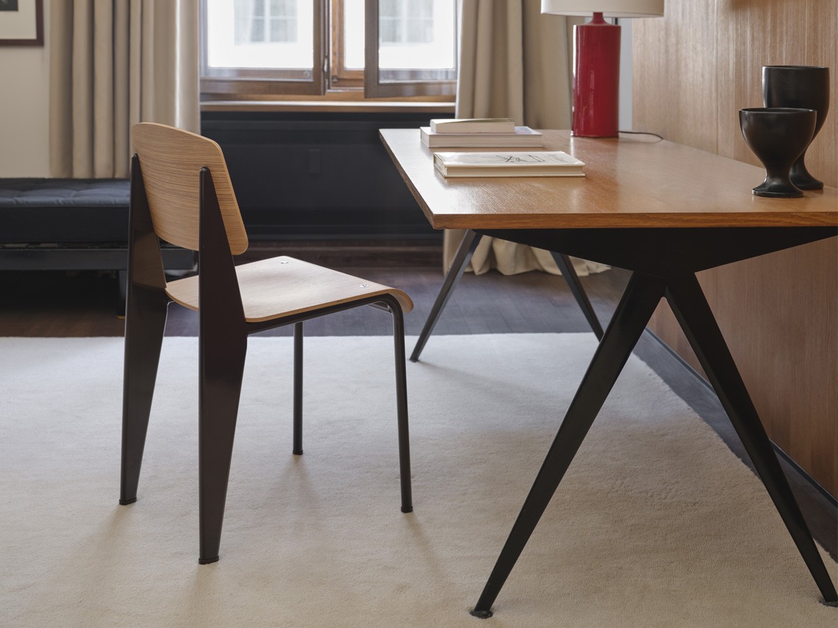 Buy the Vitra Standard Chair at nest.co.uk