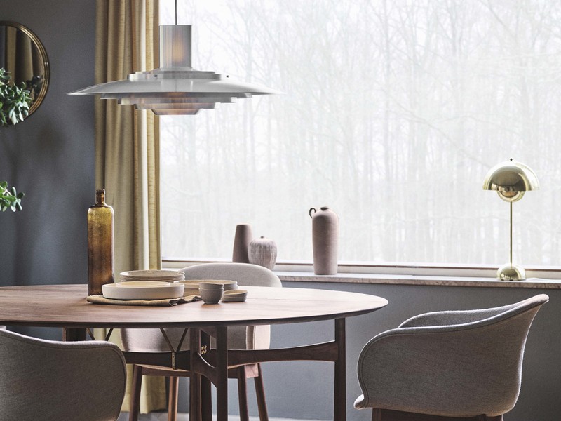 Buy the &Tradition Flowerpot VP3 Table Lamp Metallic at nest.co.uk