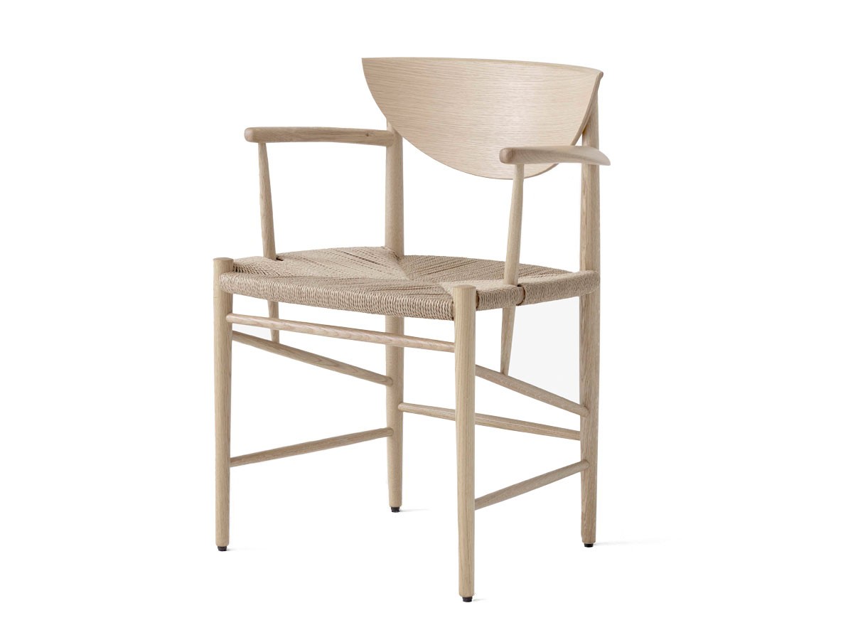 Buy the &Tradition HM4 Drawn Dining Chair at nest.co.uk