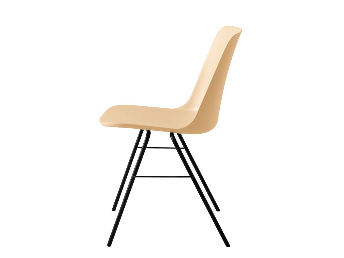 Buy the &Tradition HW26 Rely Dining Chair at nest.co.uk