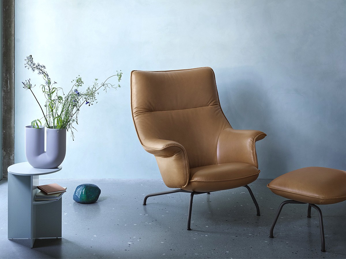 Buy the Muuto Doze Lounge Chair - Leather at nest.co.uk
