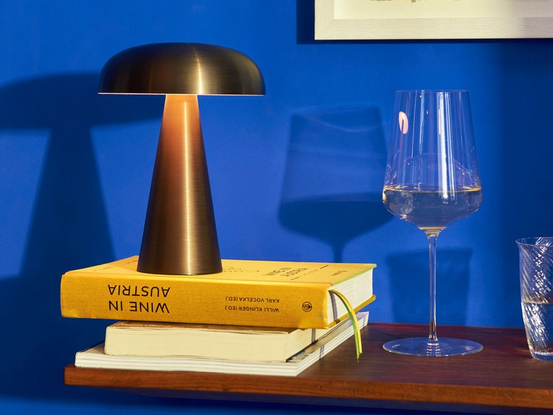 Buy the &Tradition SC53 Como Portable Table Lamp at nest.co.uk