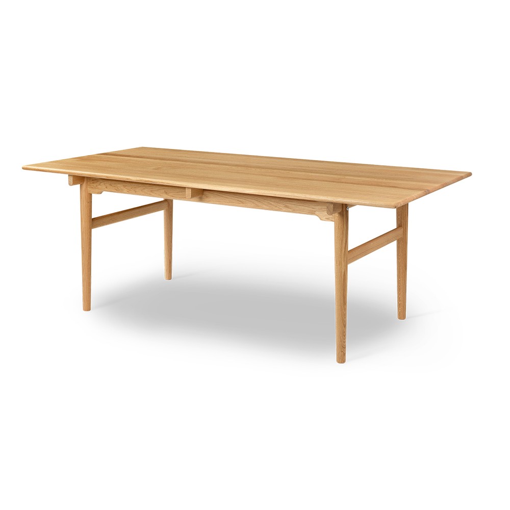 Buy the Carl Hansen & Son CH327 Dining Table at nest.co.uk
