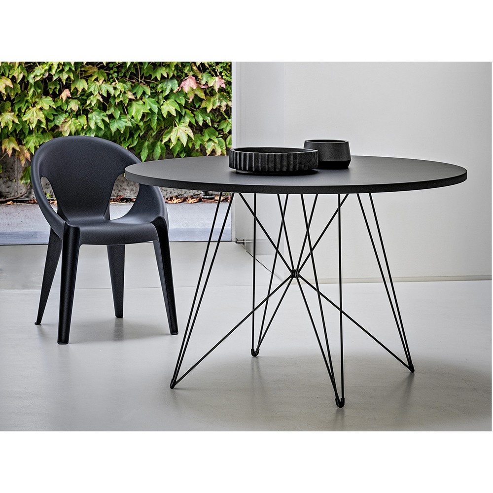 Buy the Magis XZ3 Dining Table at nest.co.uk