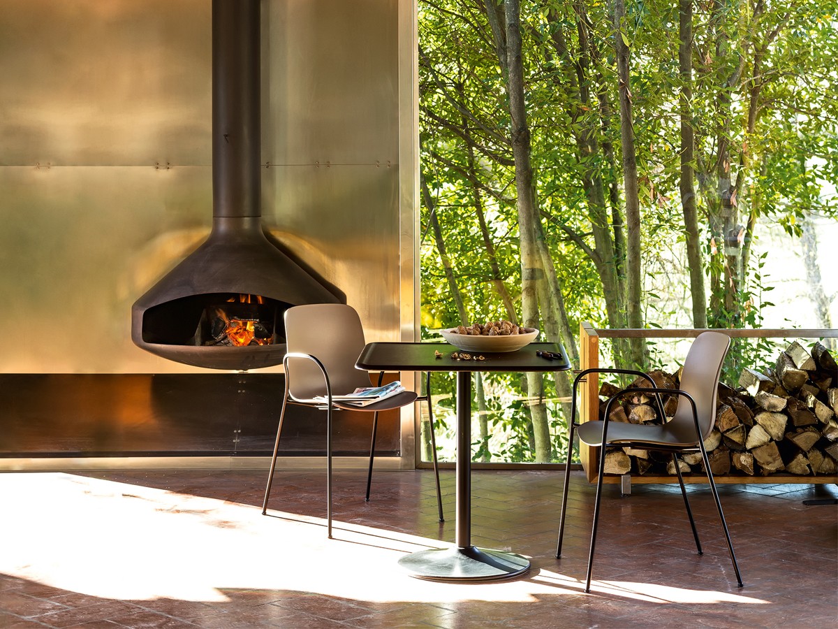 Buy the Magis Pipe Table - Square at nest.co.uk