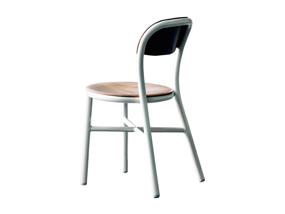 Buy the Magis Pipe Chair at nest.co.uk