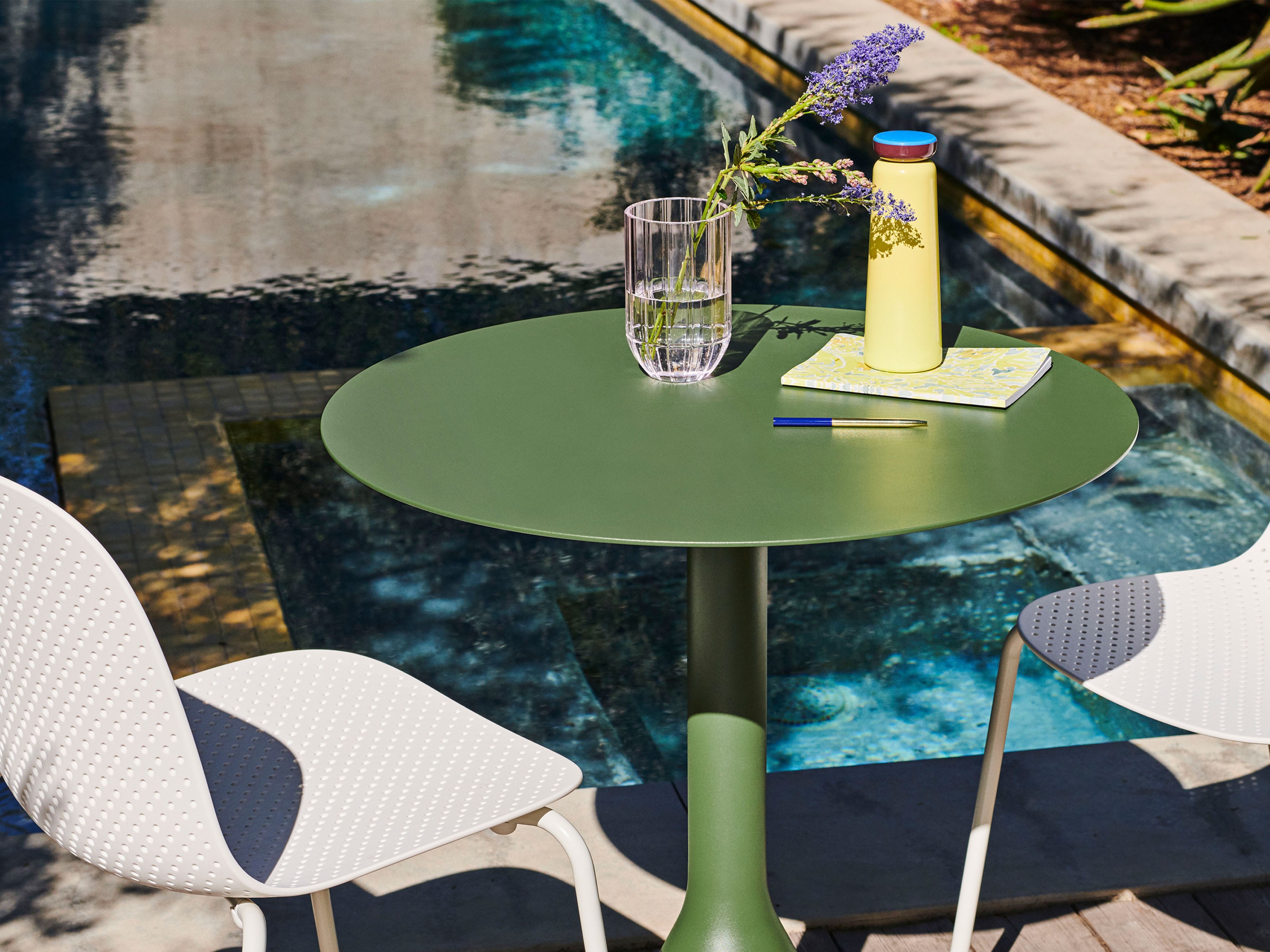 Buy the HAY Palissade Outdoor Cone Table - Round at nest.co.uk