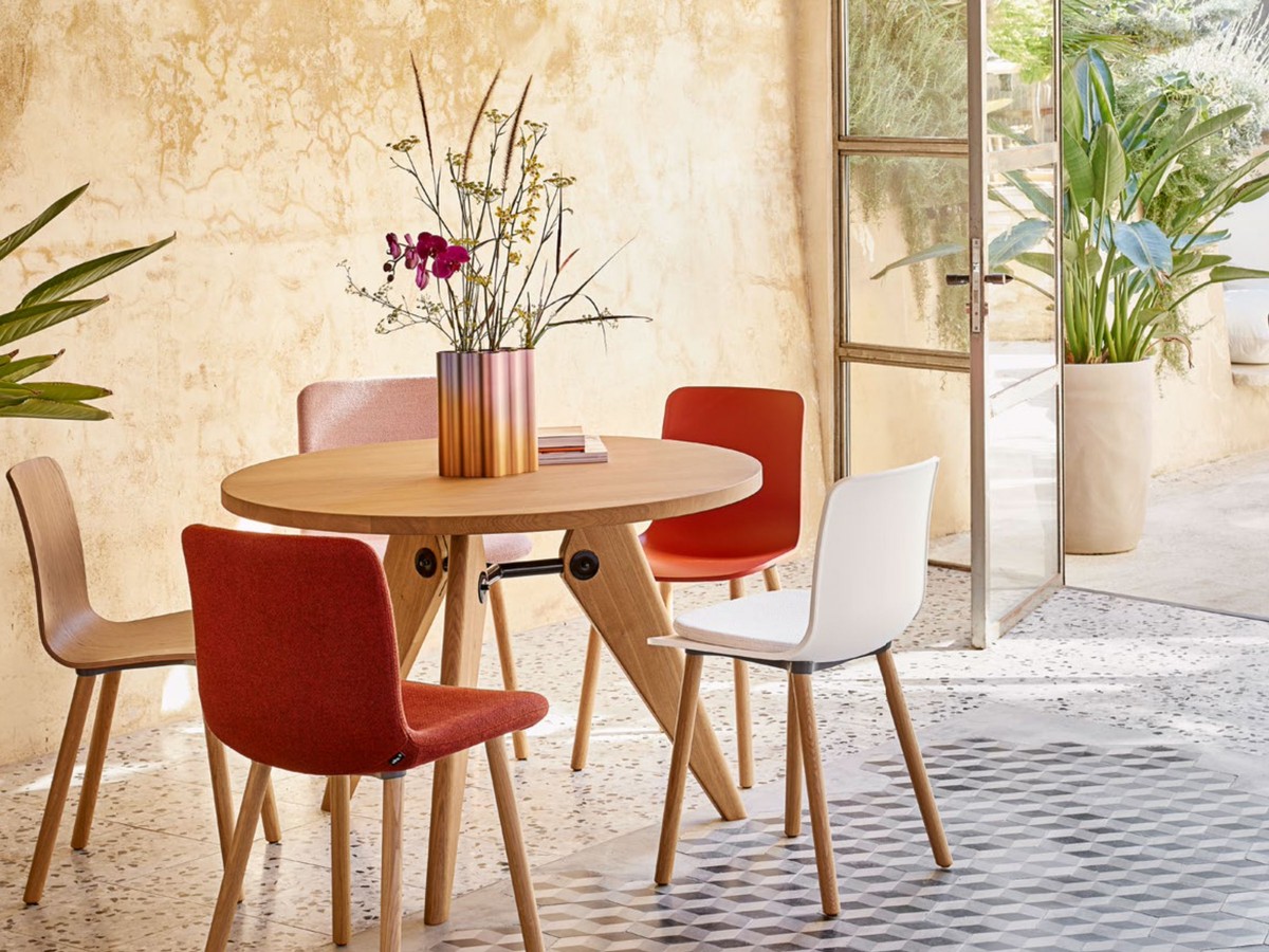 Buy the Vitra Nuage Vase - Abstrait at nest.co.uk