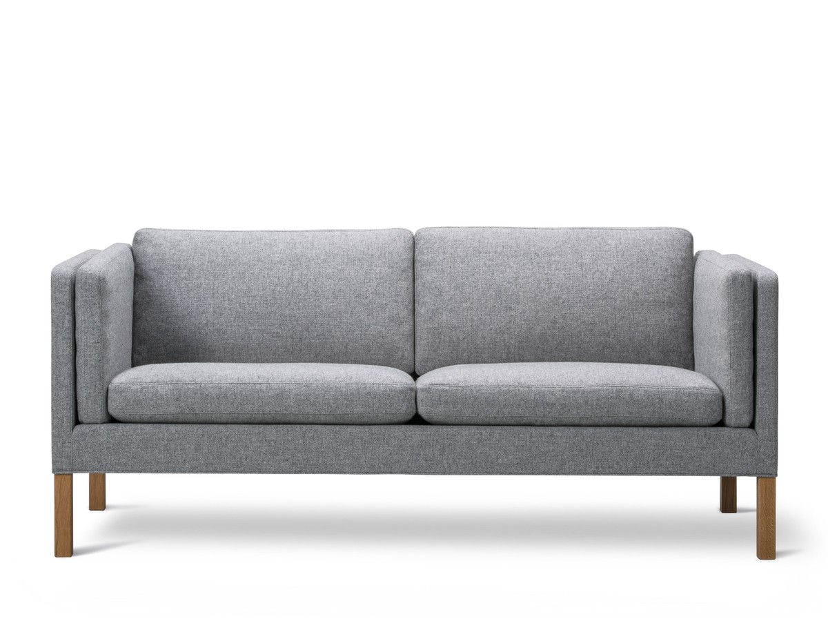 Buy the Fredericia Mogensen 2335 2.5 Seater Sofa at nest.co.uk