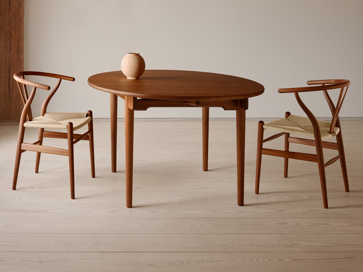 Buy the Carl Hansen & Son CH337 Dining Table at nest.co.uk