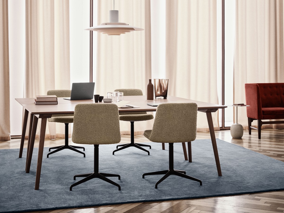 Buy the &Tradition HW14 Rely Office Chair - Swivel Base at nest.co.uk