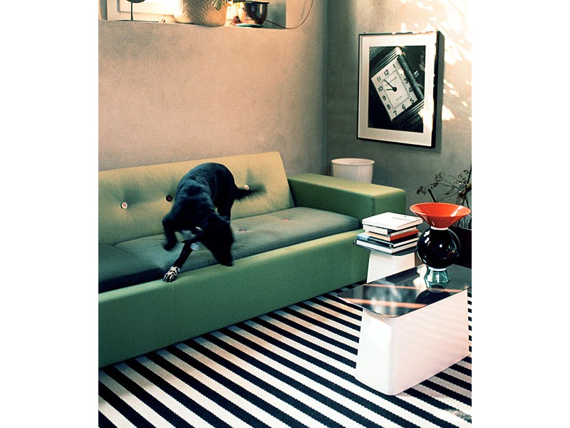 Buy the Vitra Metal Side Tables at nest.co.uk