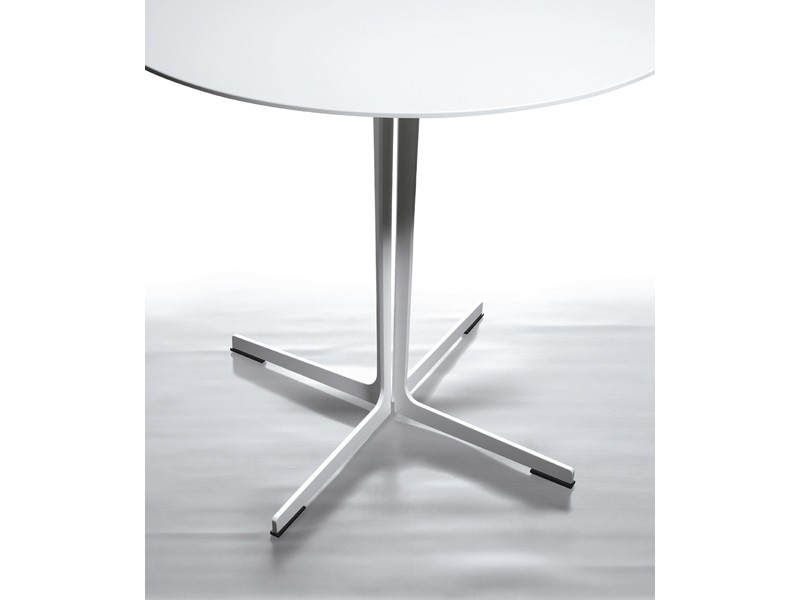 Buy the Tacchini Split Table at nest.co.uk