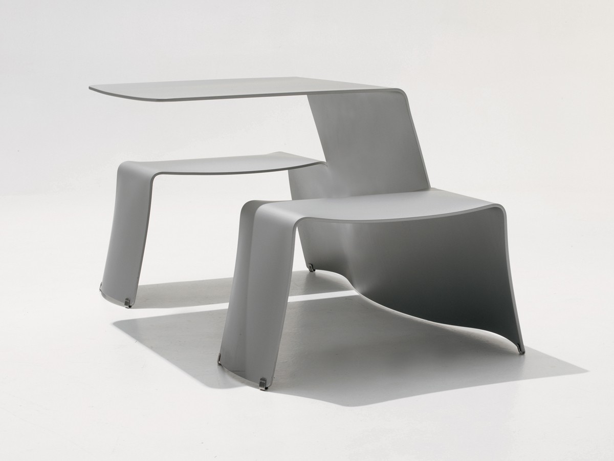 Buy the Extremis PicNik table at nest.co.uk