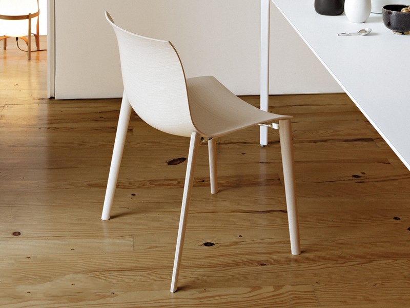 Buy the Arper Catifa 53 Chair All Wood at nest.co.uk