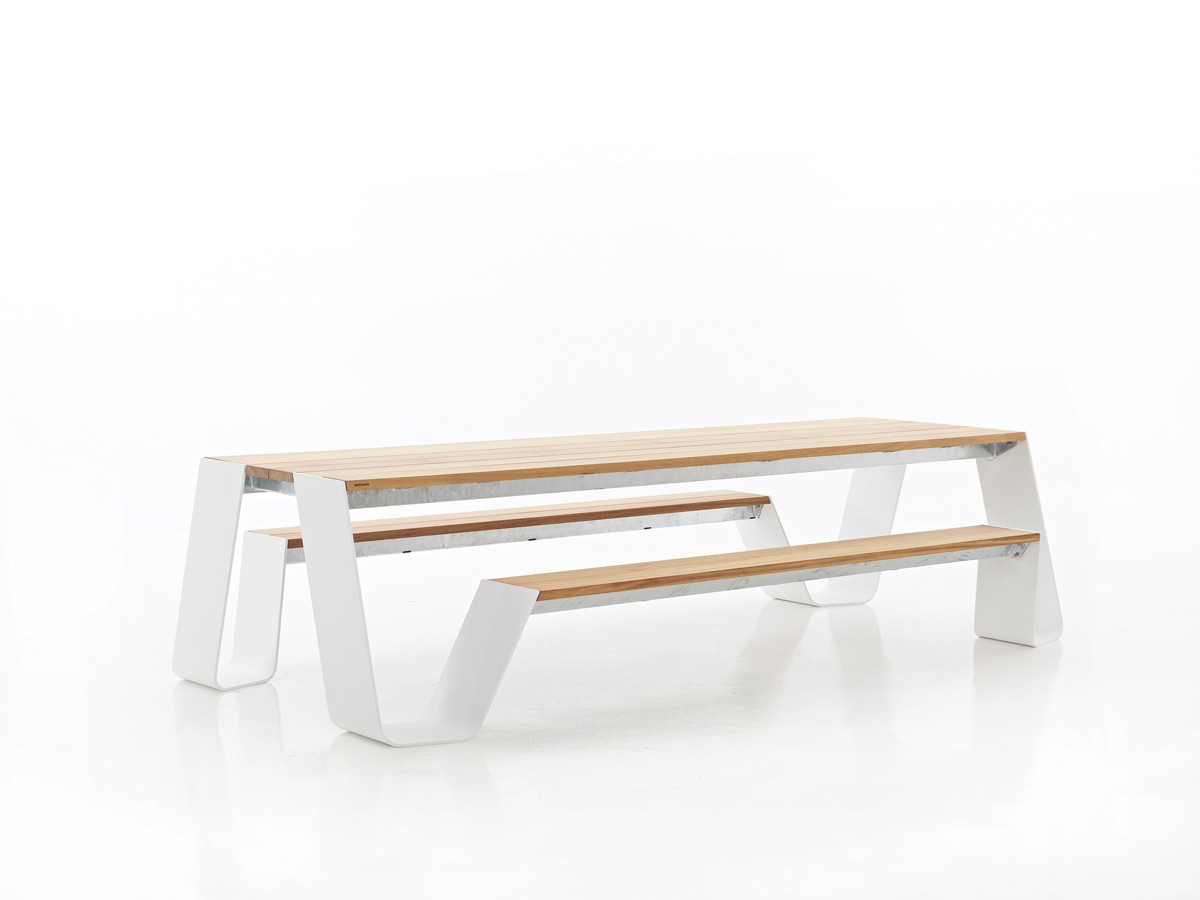 Buy the Extremis Hopper Table at nest.co.uk