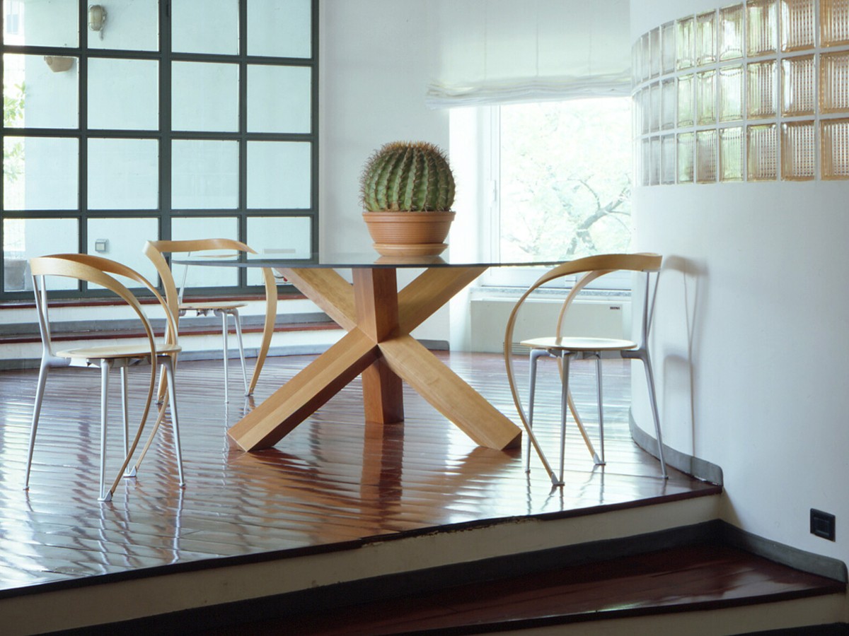 Buy the Cassina 452 La Rotonda Table in La Rotonda table at nest.co.uk