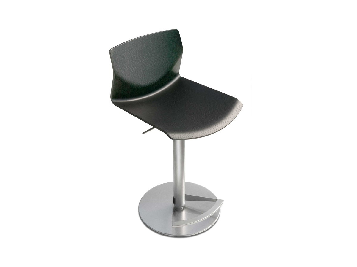 Buy the Lapalma Kai Bar Stool at nest.co.uk