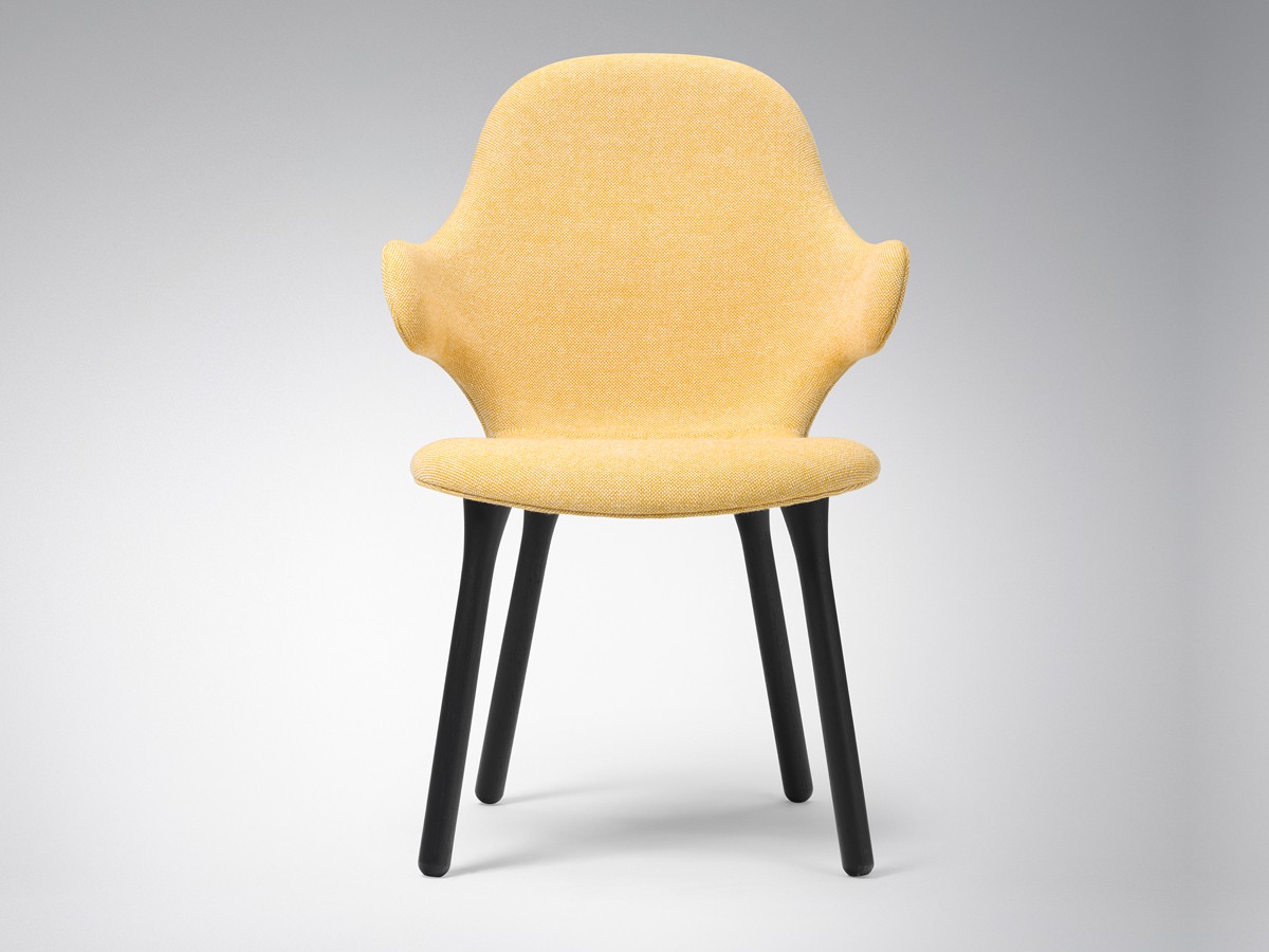Buy the &Tradition Catch Chair JH1 with Black Legs at nest.co.uk